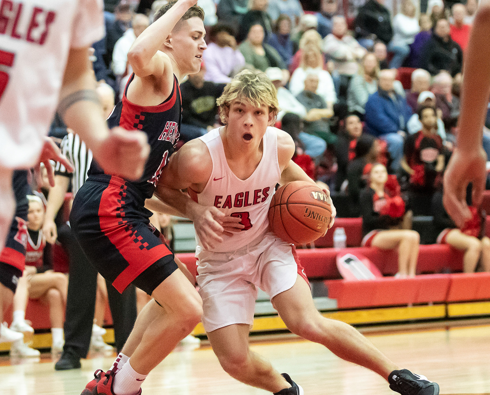 Cumberland Valley defeats Hempfield 46-35 in District 3-6A boys ...