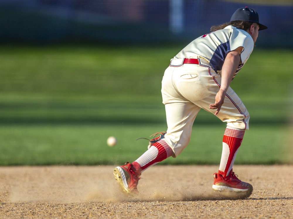 Central Dauphin holds on for a 9-8 win over Red Land - pennlive.com