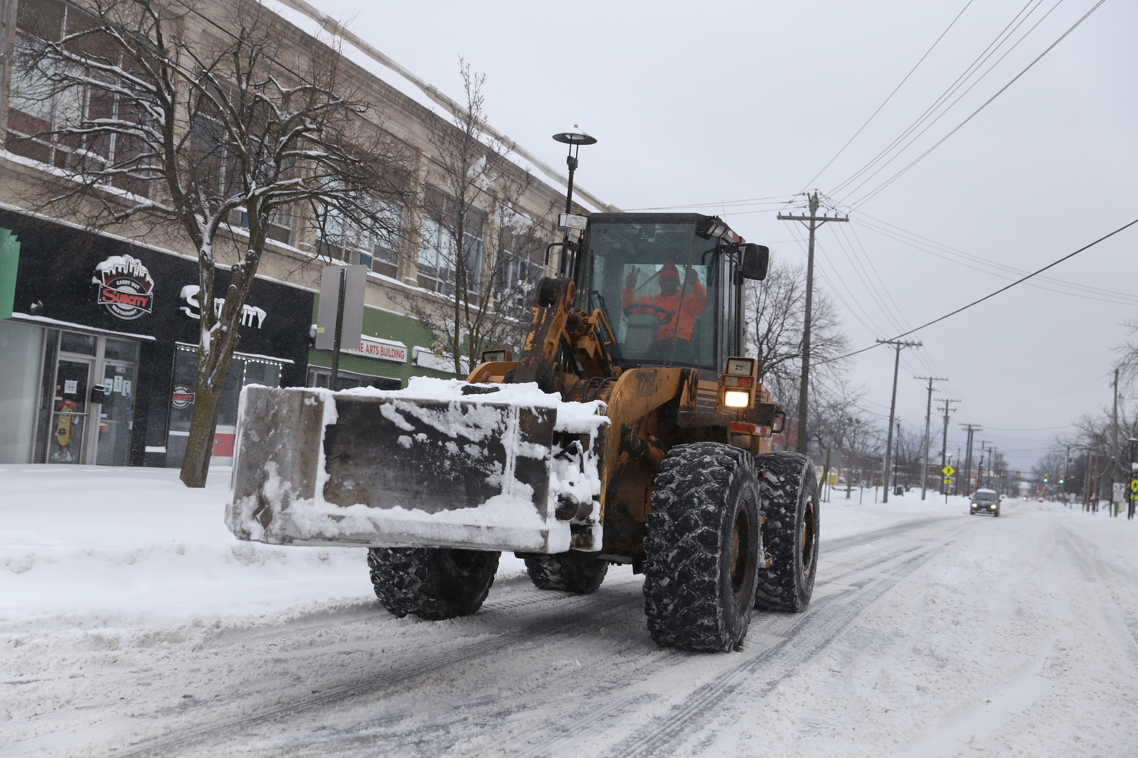 Heavy snowfall hits NE Ohio, Midwest - cleveland.com