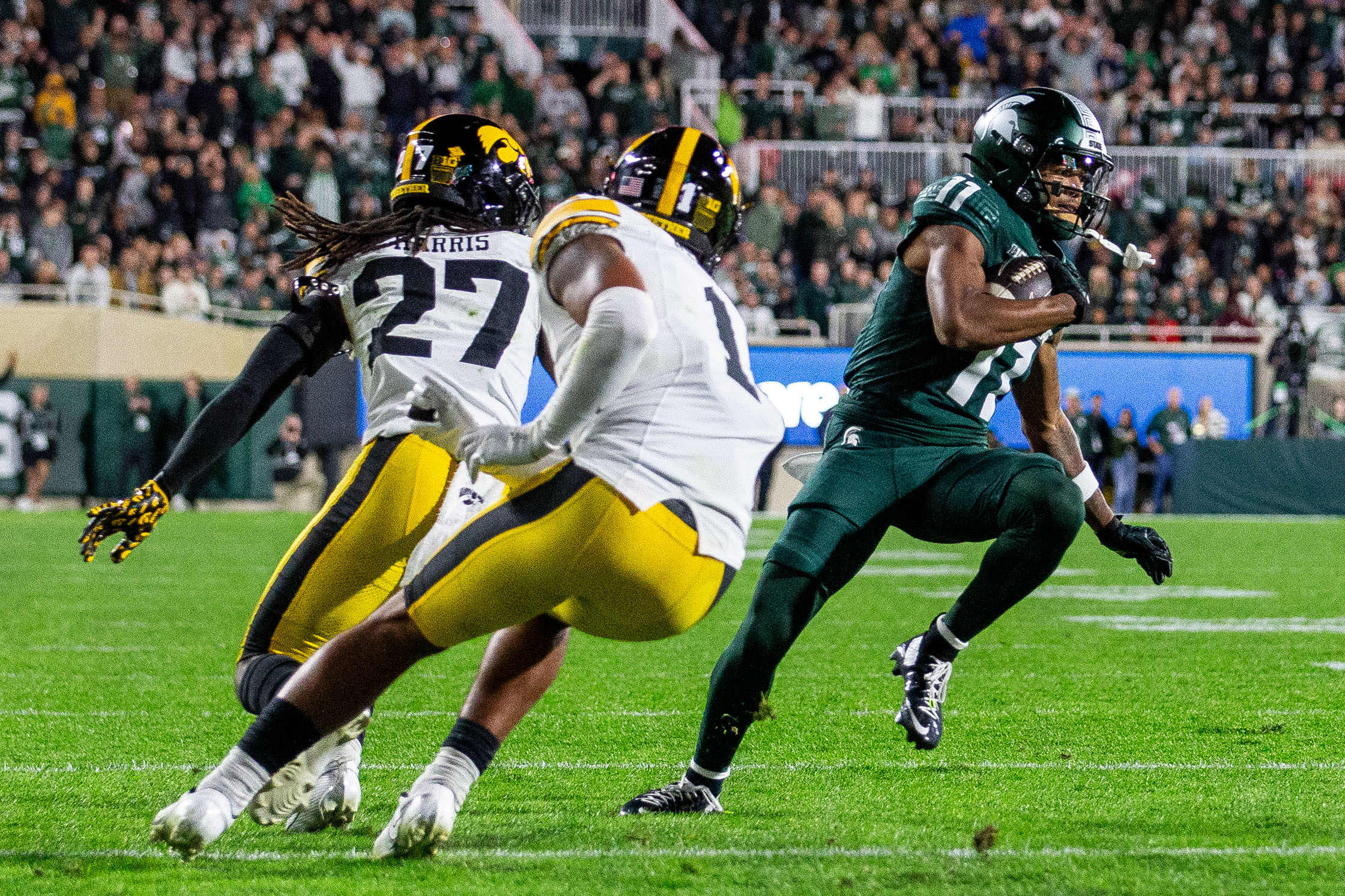 Michigan State hosts Iowa in old school Big Ten showdown - mlive.com