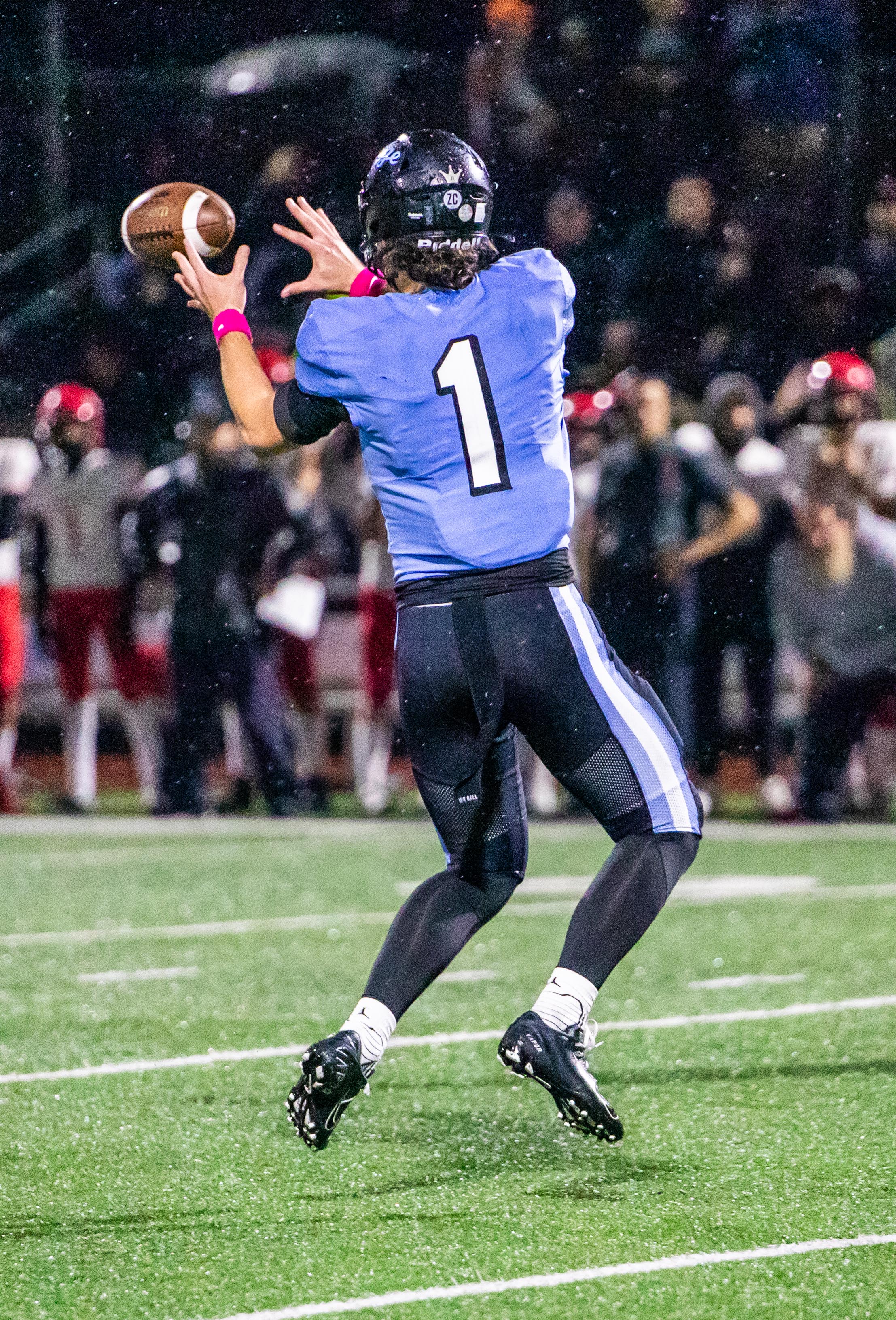 Oregon high school football: Lakeridge Pacers vs Oregon City Pioneers ...