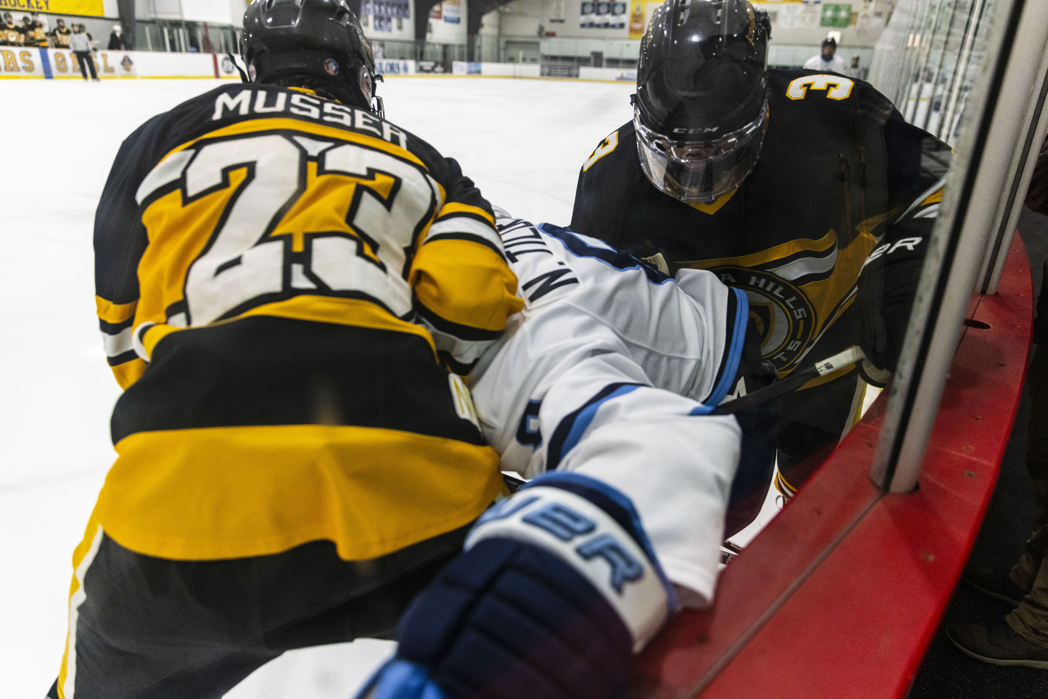 Mona Shores and Kenowa Hills go head-to-head in boys varsity hockey ...