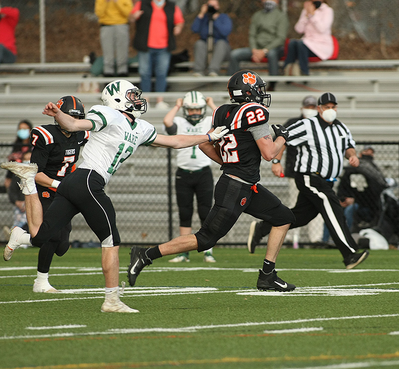 Ware vs South Hadley Football 3/26/21 - masslive.com