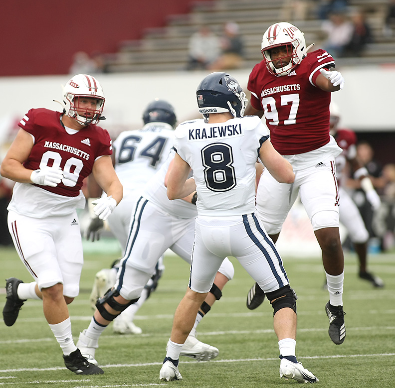 UMass Football vs UConn 10/9/21 - masslive.com