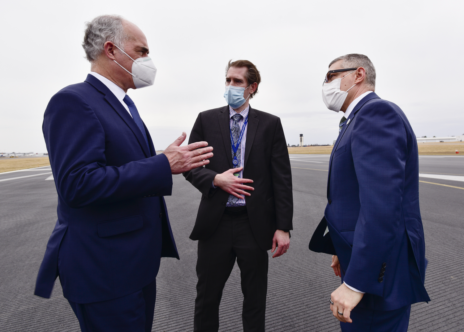 Sen. Bob Casey visit to Lehigh Valley International Airport ...