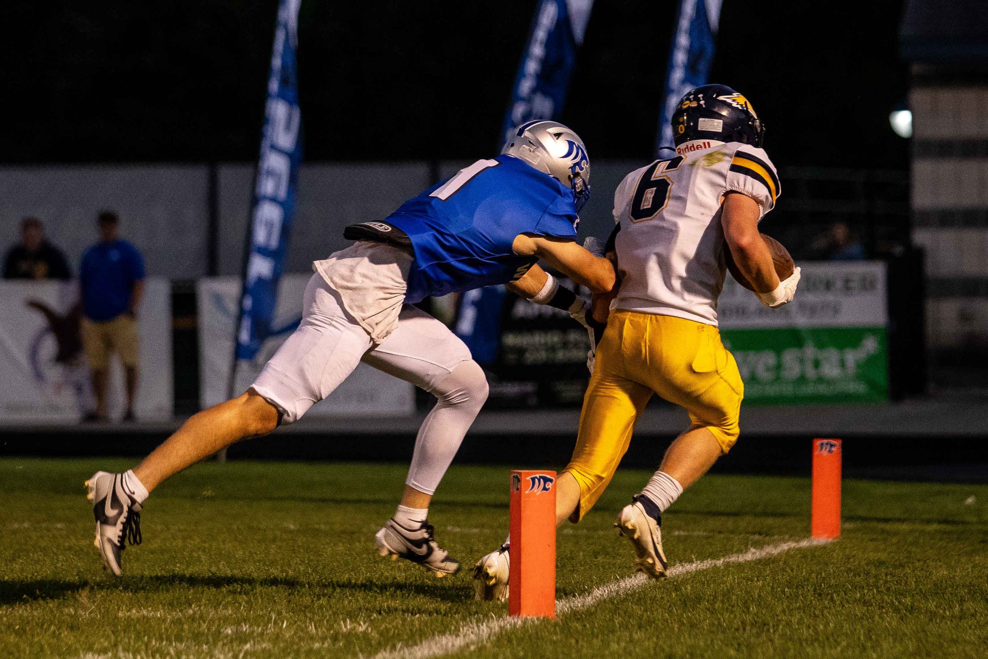 See photos as North Muskegon visits Montague in high school football ...