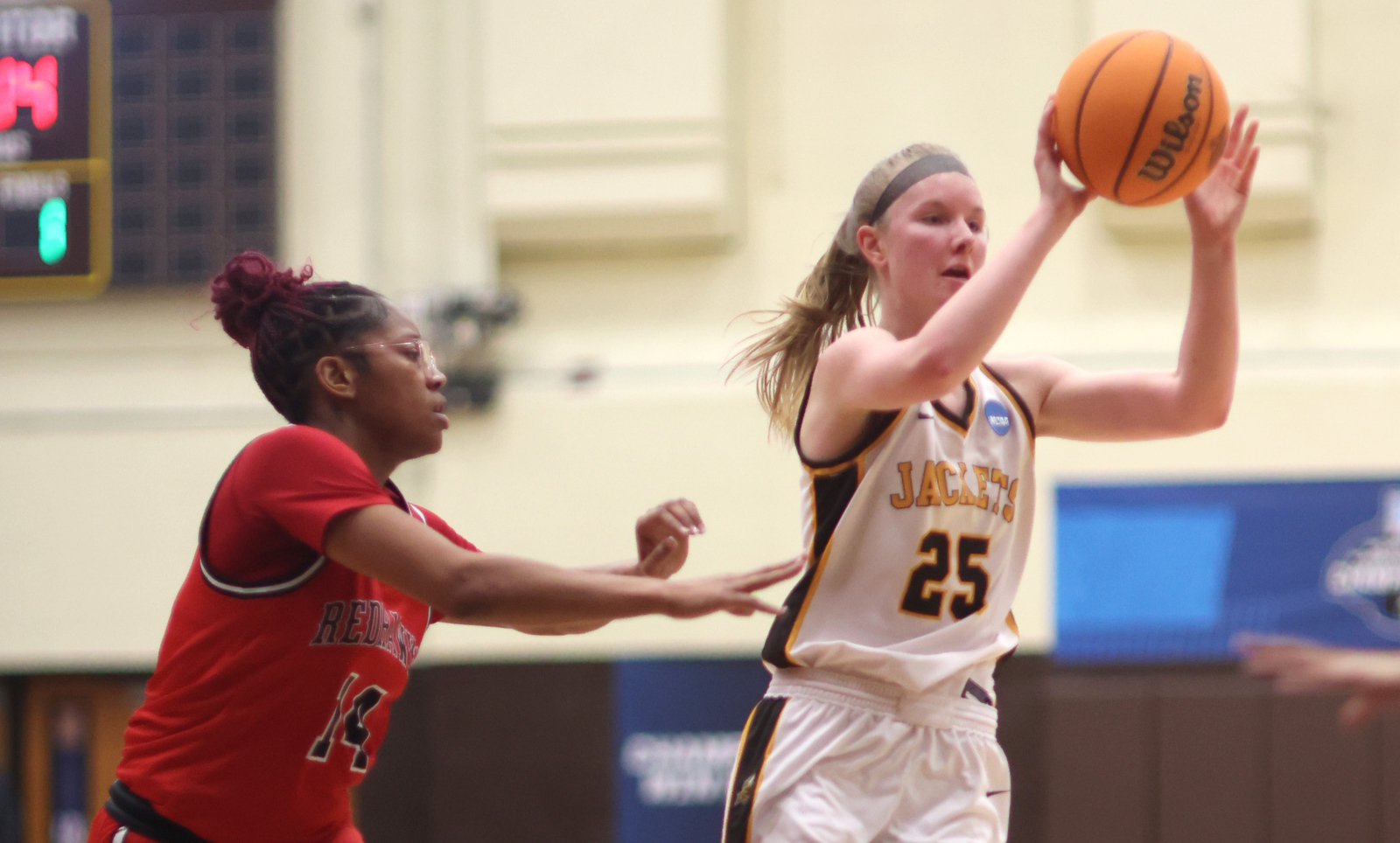 Baldwin Wallace vs. La Roche, Women's Div III basketball first round ...