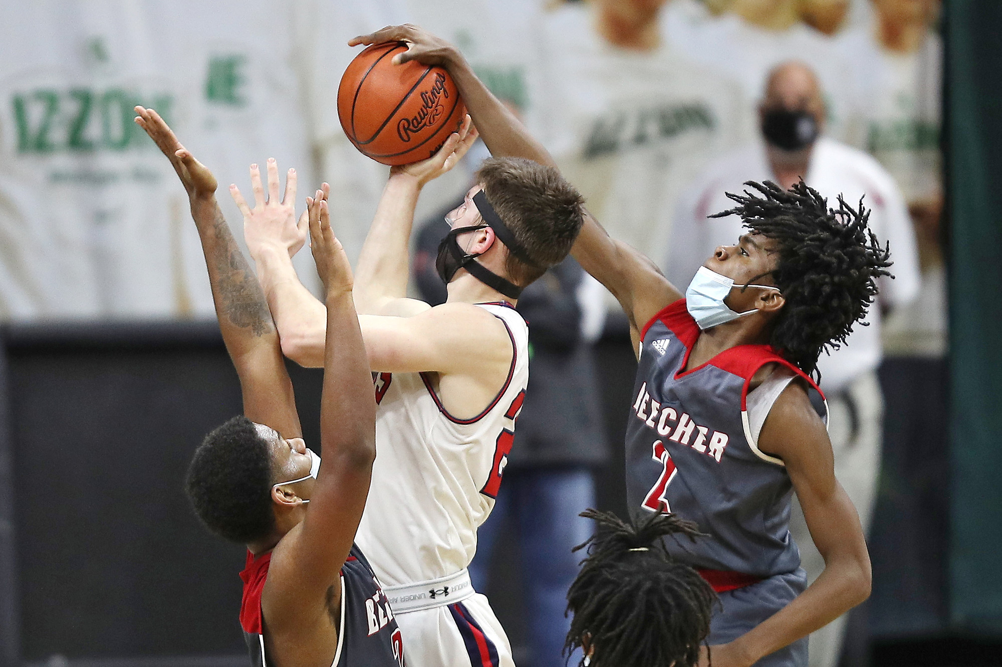 MHSAA Division 3 boys basketball semifinal: Flint Beecher vs. Hanover ...