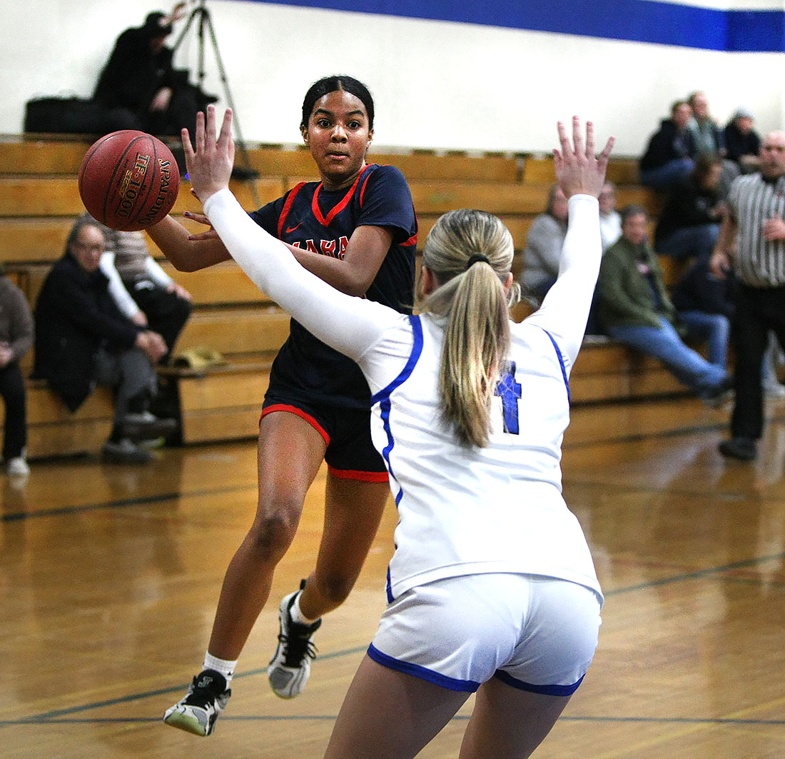 Mahar vs Granby girls Basketball 1/7/26 - masslive.com