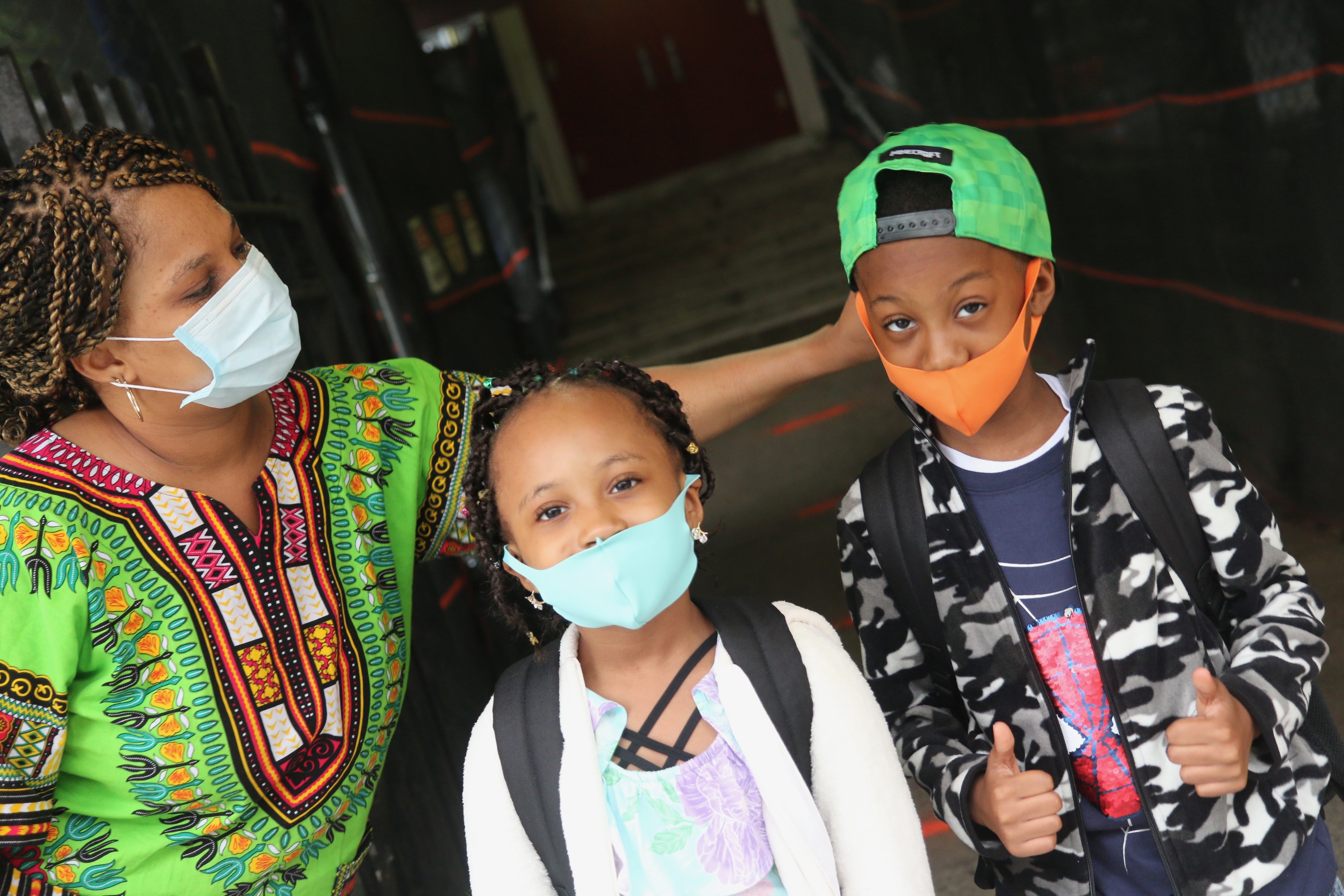 Back to school in NYC: K-5, K-8 schools welcome students for first day ...