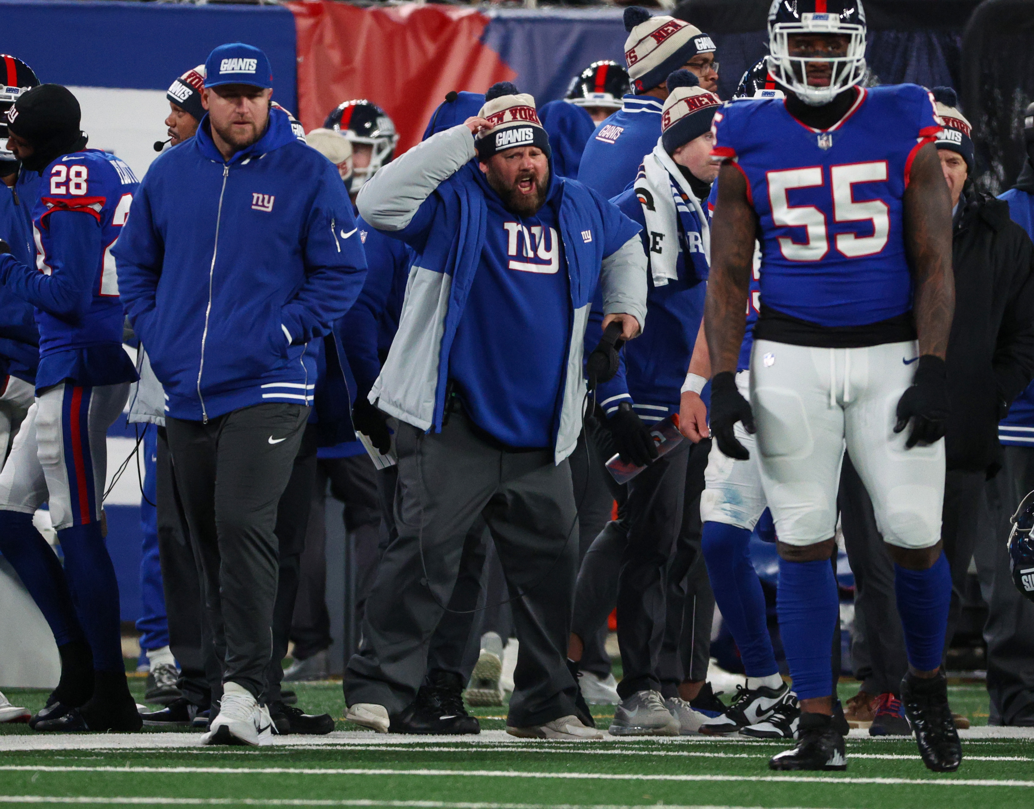 NFL Week 14: New York Giants epic comeback stuns Green Bay Packers, 24 ...