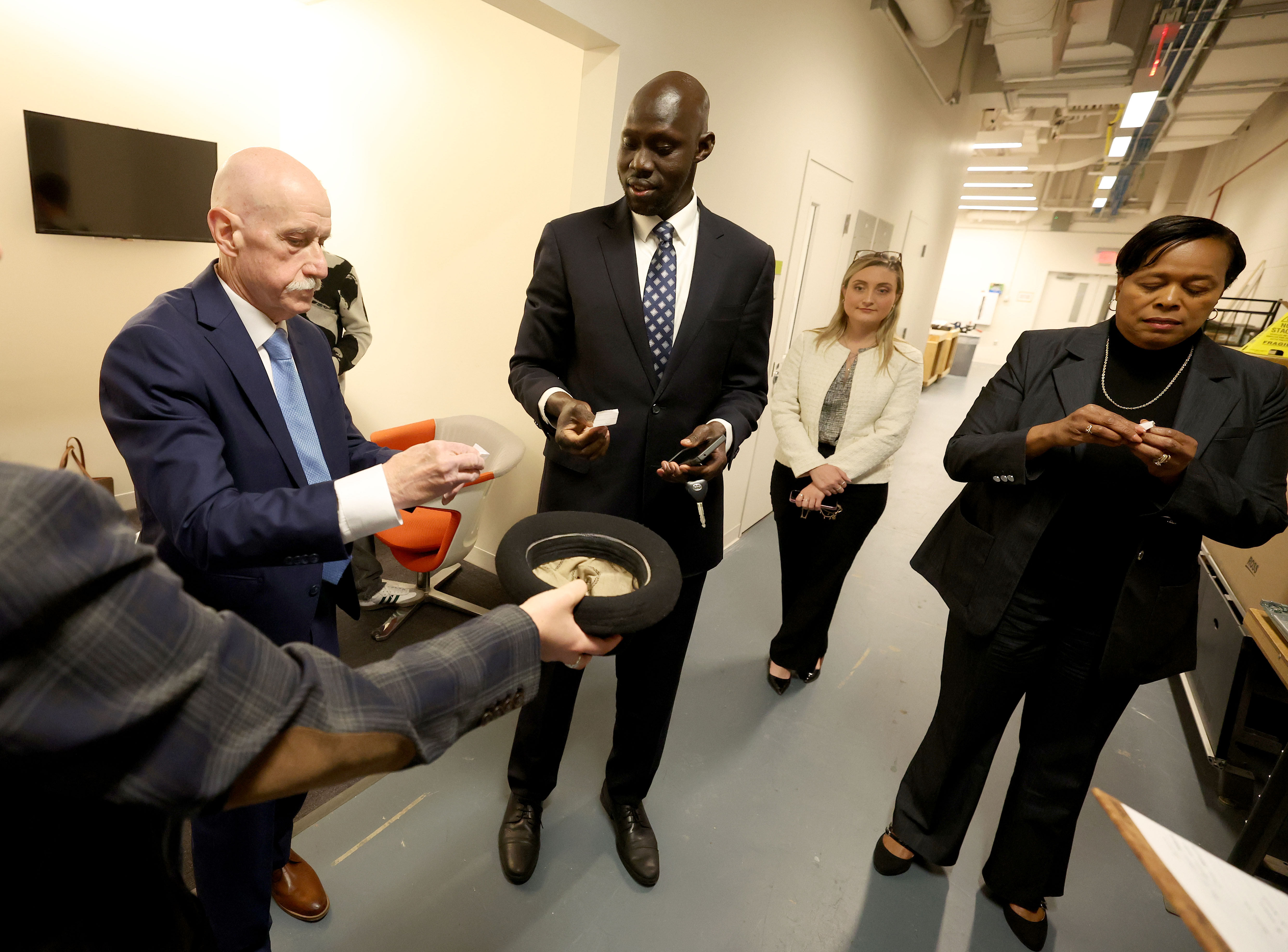 The Syracuse Democratic Mayoral Debate 2025 - syracuse.com