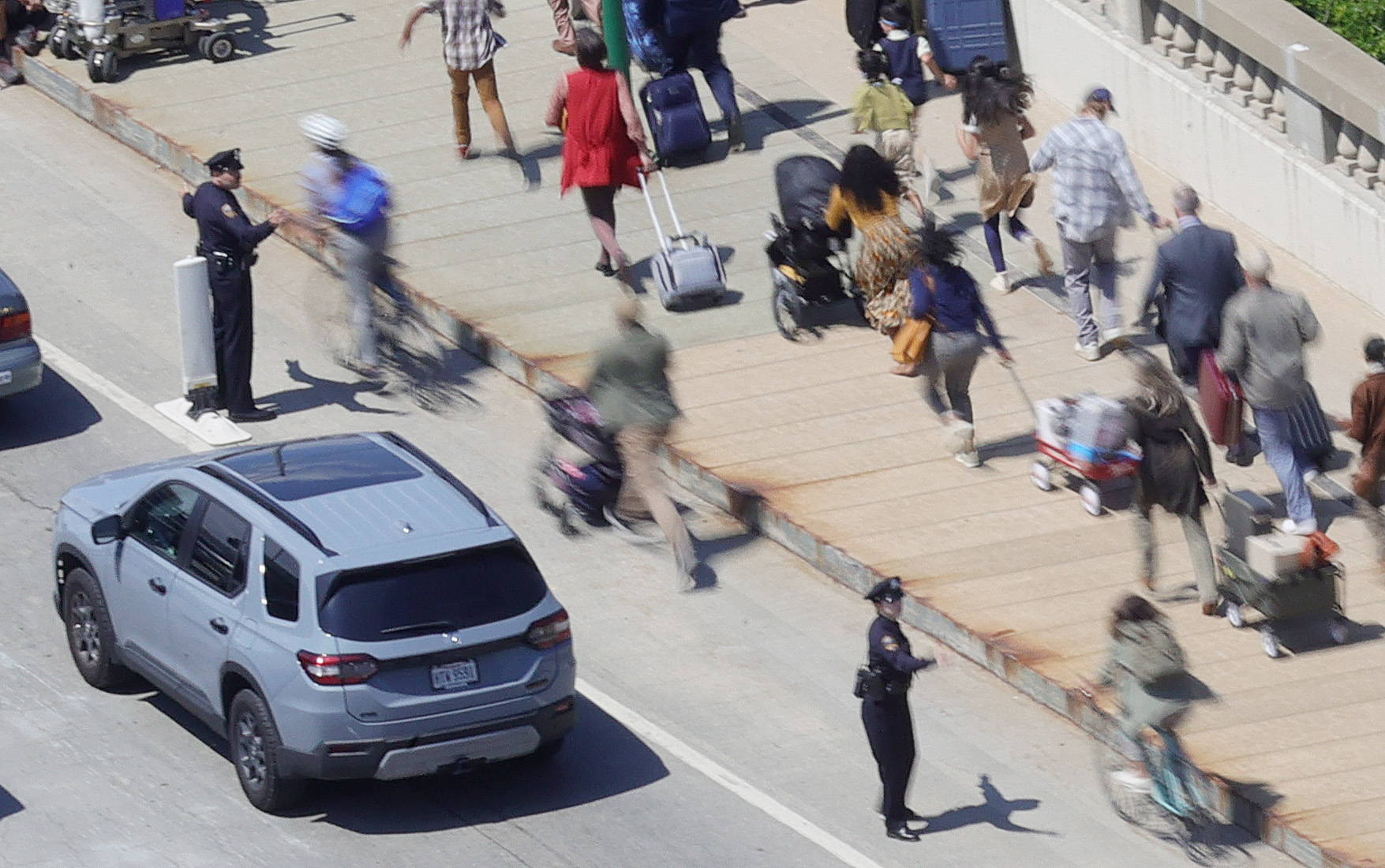 Superman movie takes over the Detroit-Superior Bridge for filming, July ...
