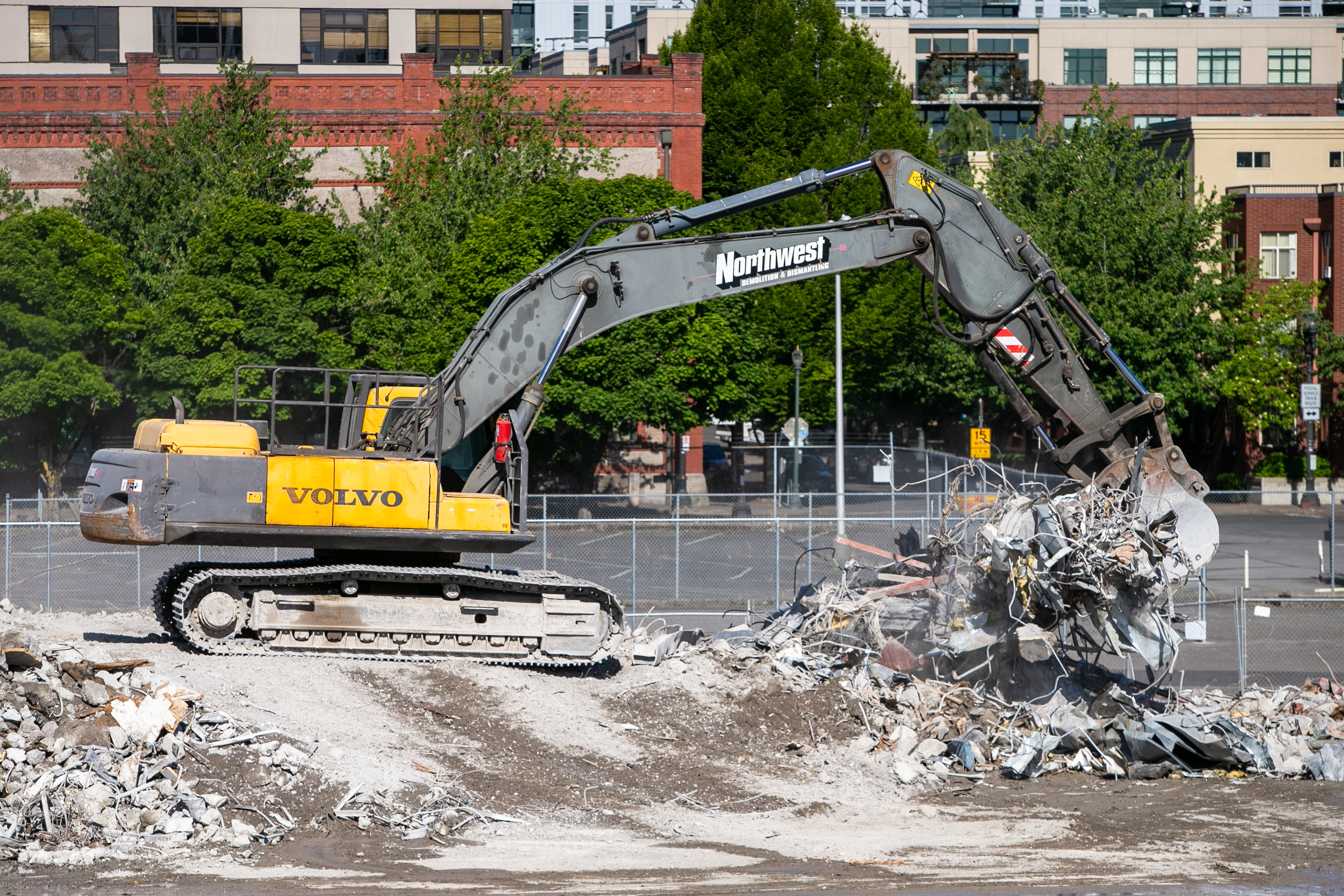 Downtown Portland post office building demolition - oregonlive.com
