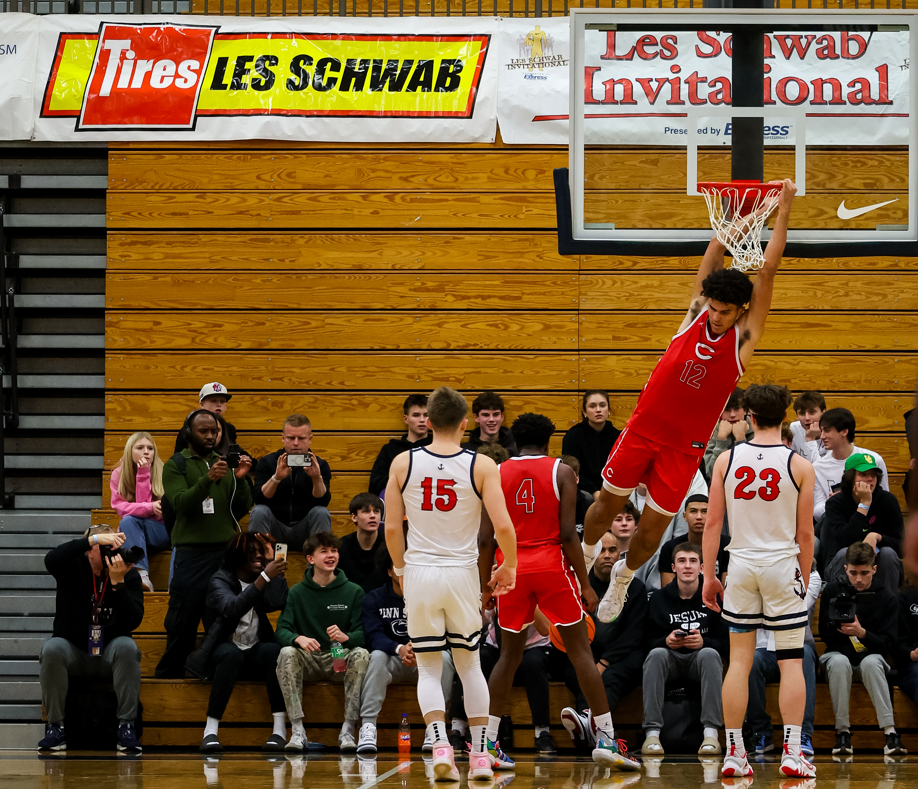 Les Schwab Invitational 2023: Columbus Explorers vs Lake Oswego Lakers ...