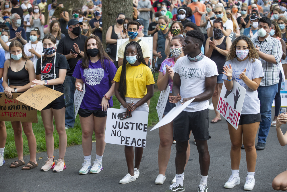 Hundreds lay facedown on the ground in memory of George Floyd ...