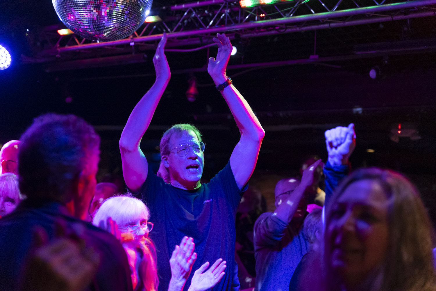 'Geezer Happy Hour' brings hundreds of people to LIVE NIGHTCLUB for ...