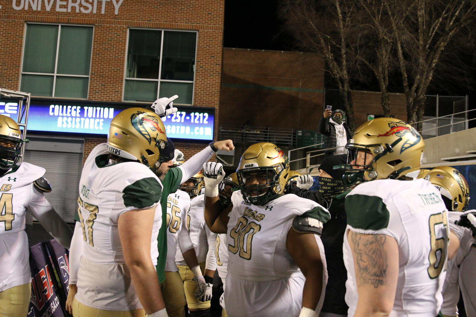 2022 UAB offensive line - al.com