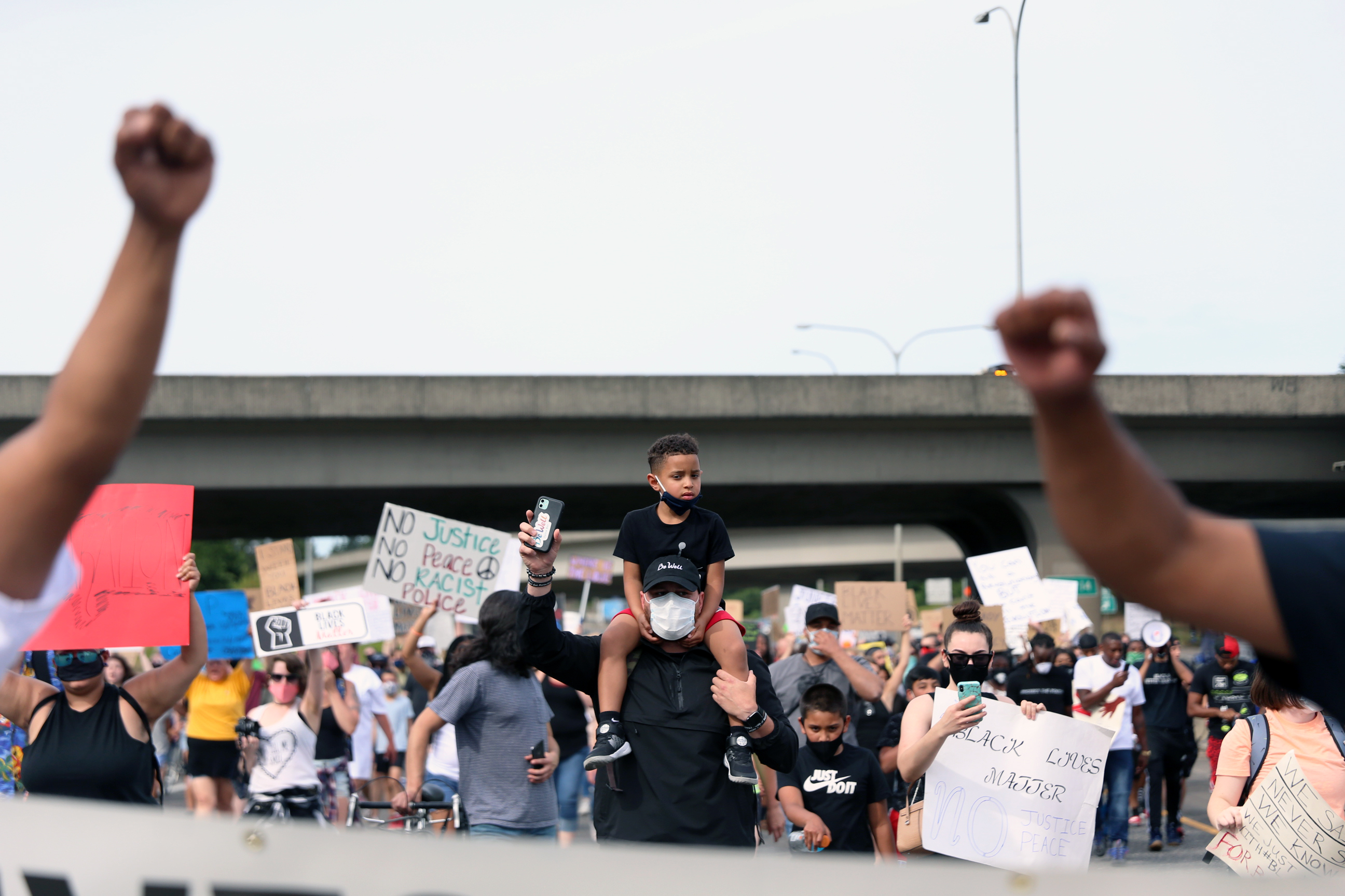 Protesters march on Interstate Bridge - oregonlive.com