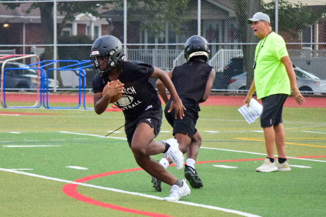 McKee/S.I. Tech starts football workouts with a bang - silive.com