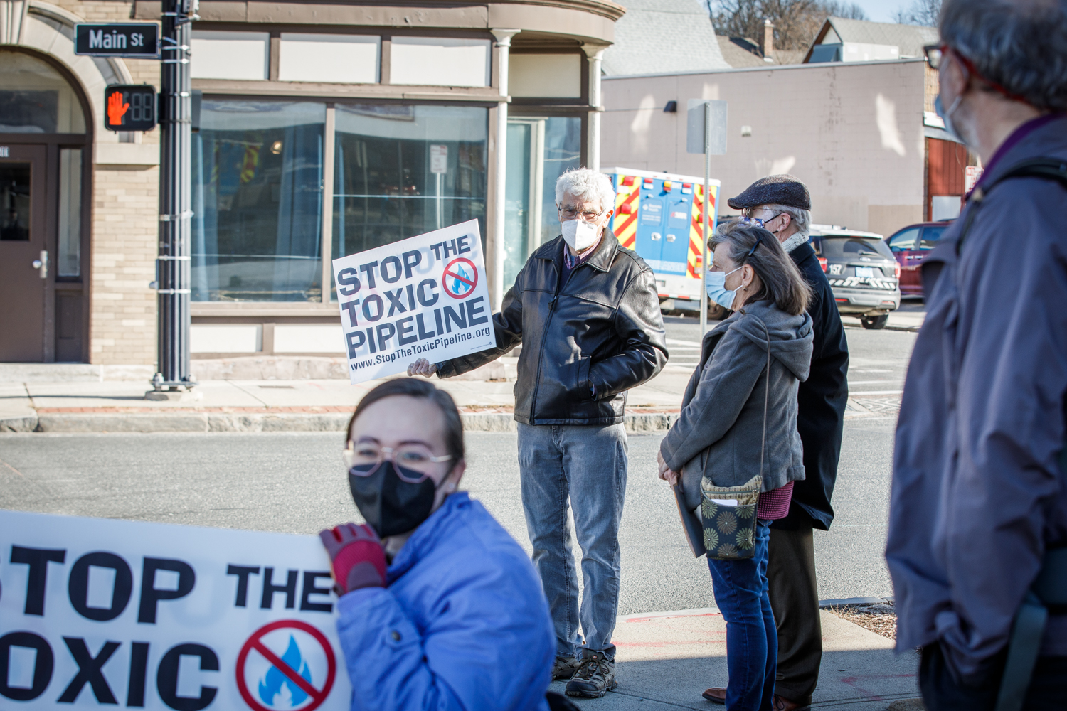 Springfield residents put their concerns to Rep. Carlos Gonzalez over ...