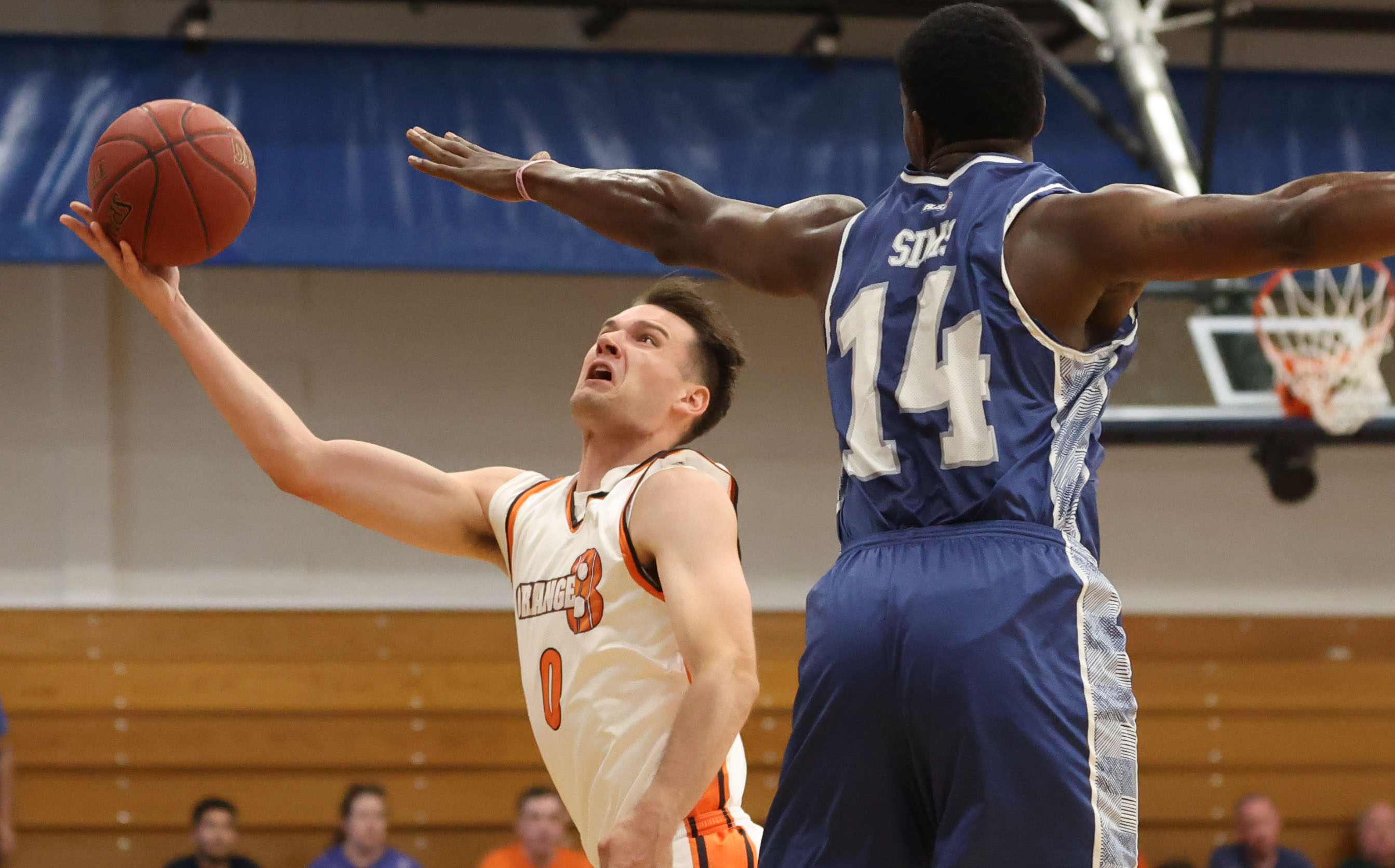 Syracuse Alumni play Georgetown Alumni in ABL League action - syracuse.com