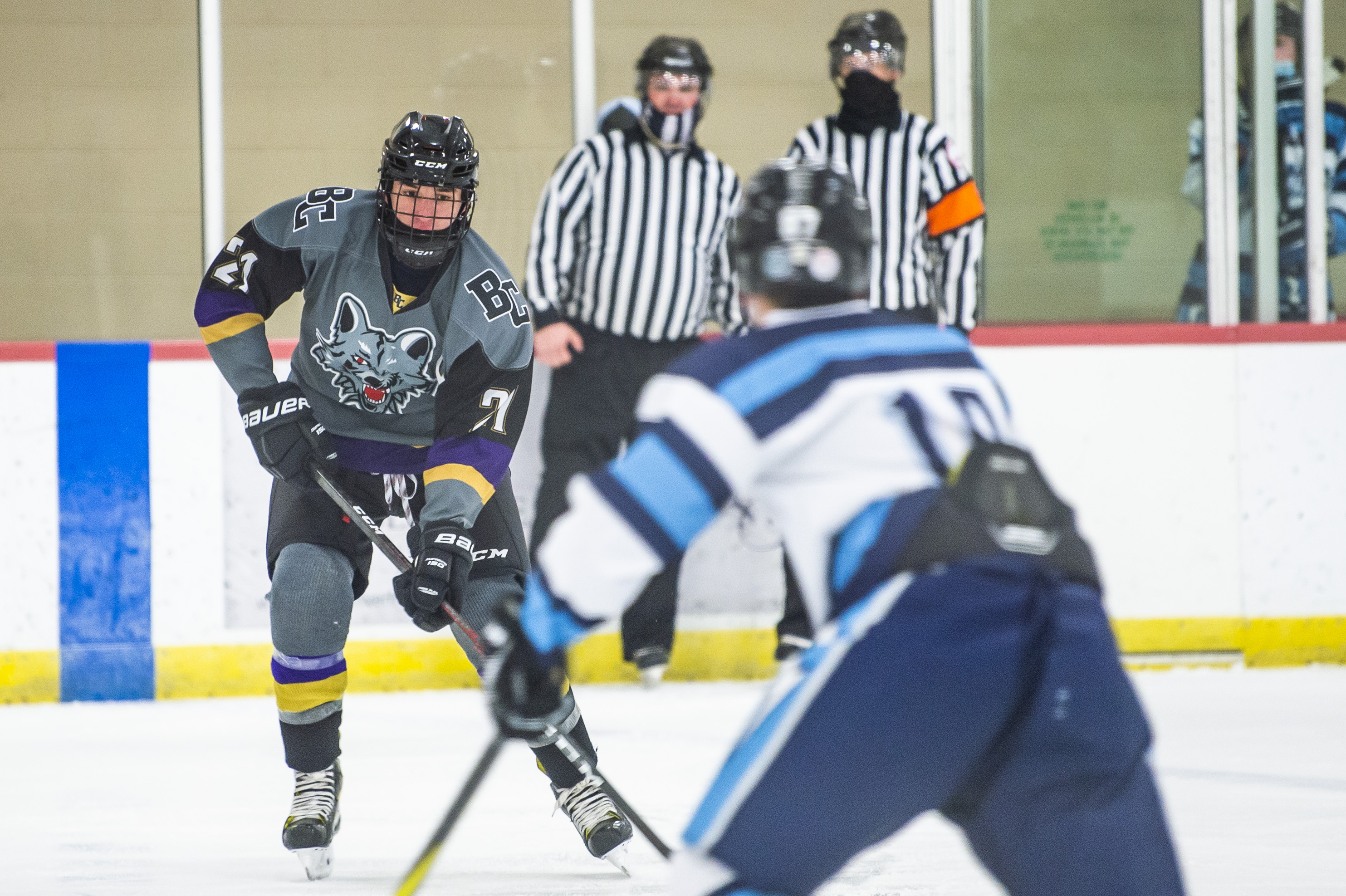 Bay City Wolves boys hockey compete against rival Bay Area Thunder ...