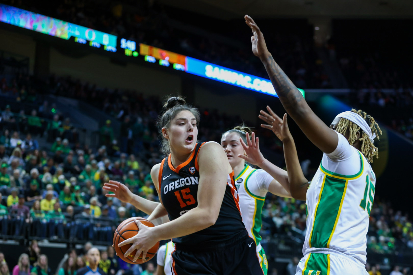 Oregon Ducks vs. No. 18 Oregon State Beavers women's basketball: Feb. 4 ...