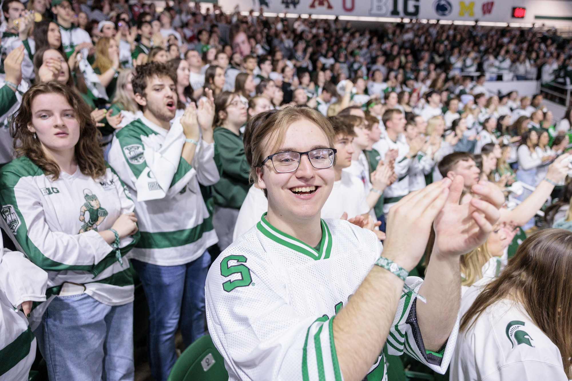 Michigan State hosts Notre Dame for Big Ten hockey tournament semifinal ...