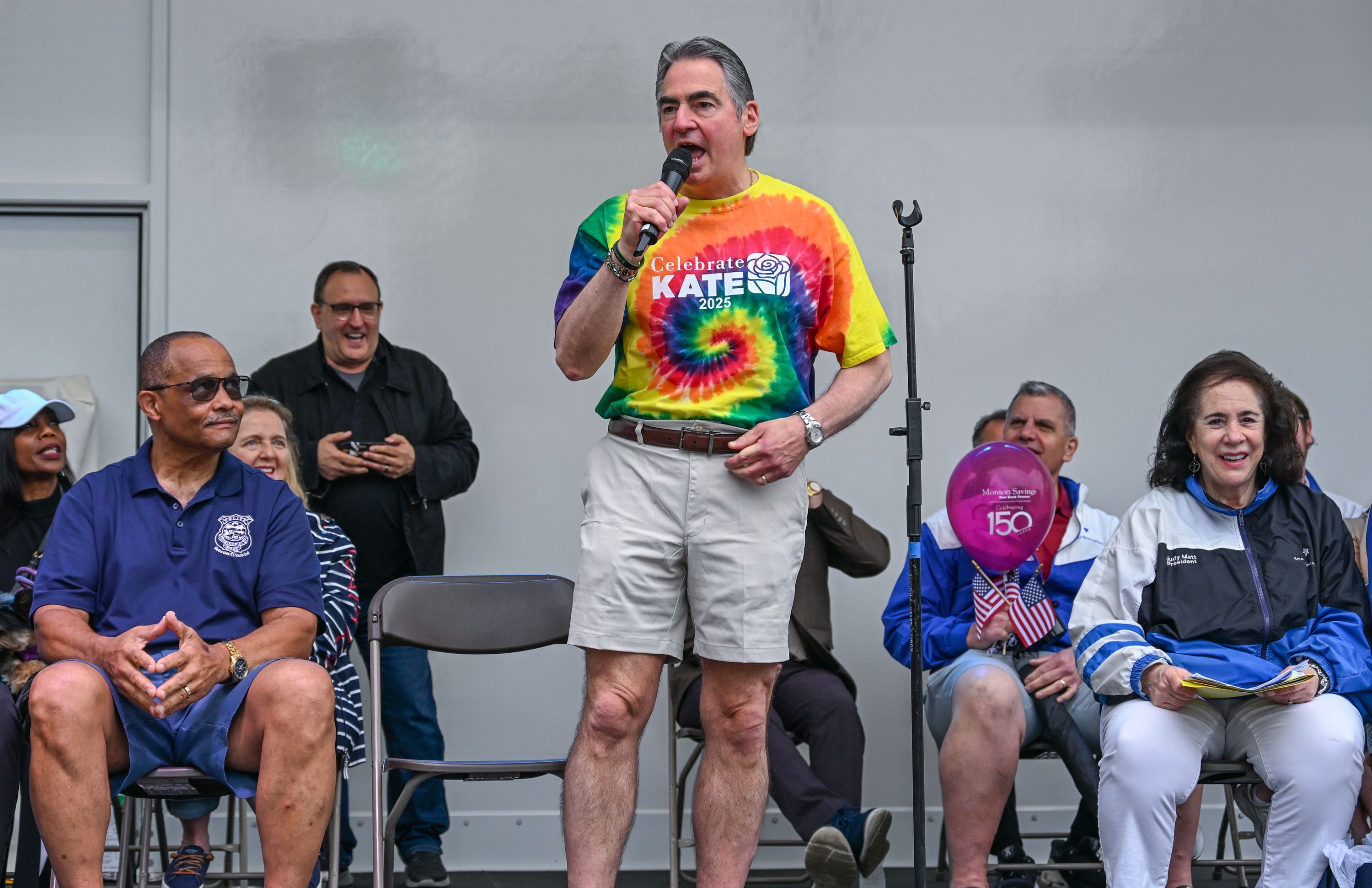 Weather can’t stop hungry pancake crowd - masslive.com