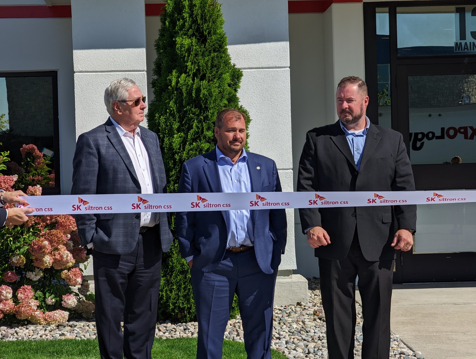 Gov. Whitmer, officials visit new SK Siltron CSS location in Monitor ...