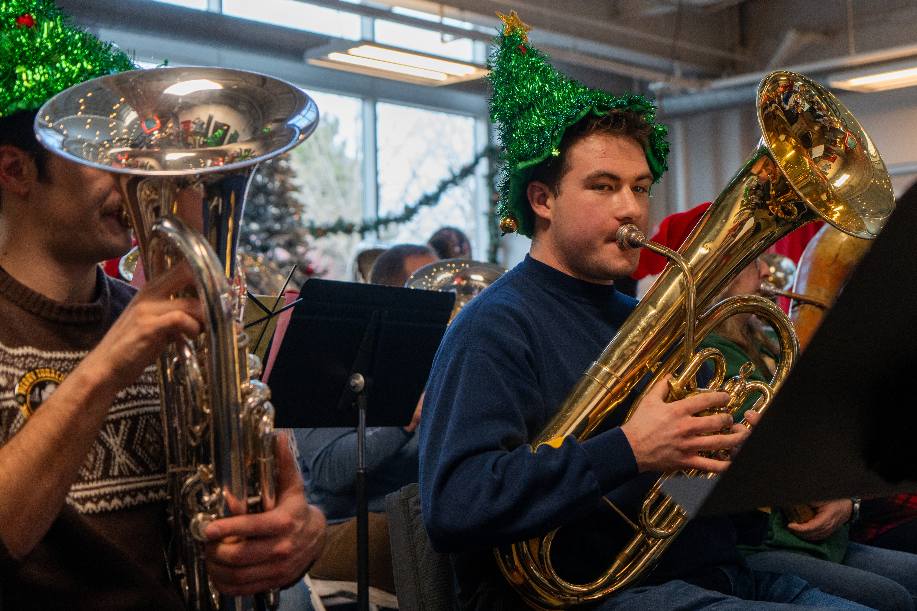 U-M Flint Music Department throws a ‘Tuba Christmas’ at Flint Farmers ...