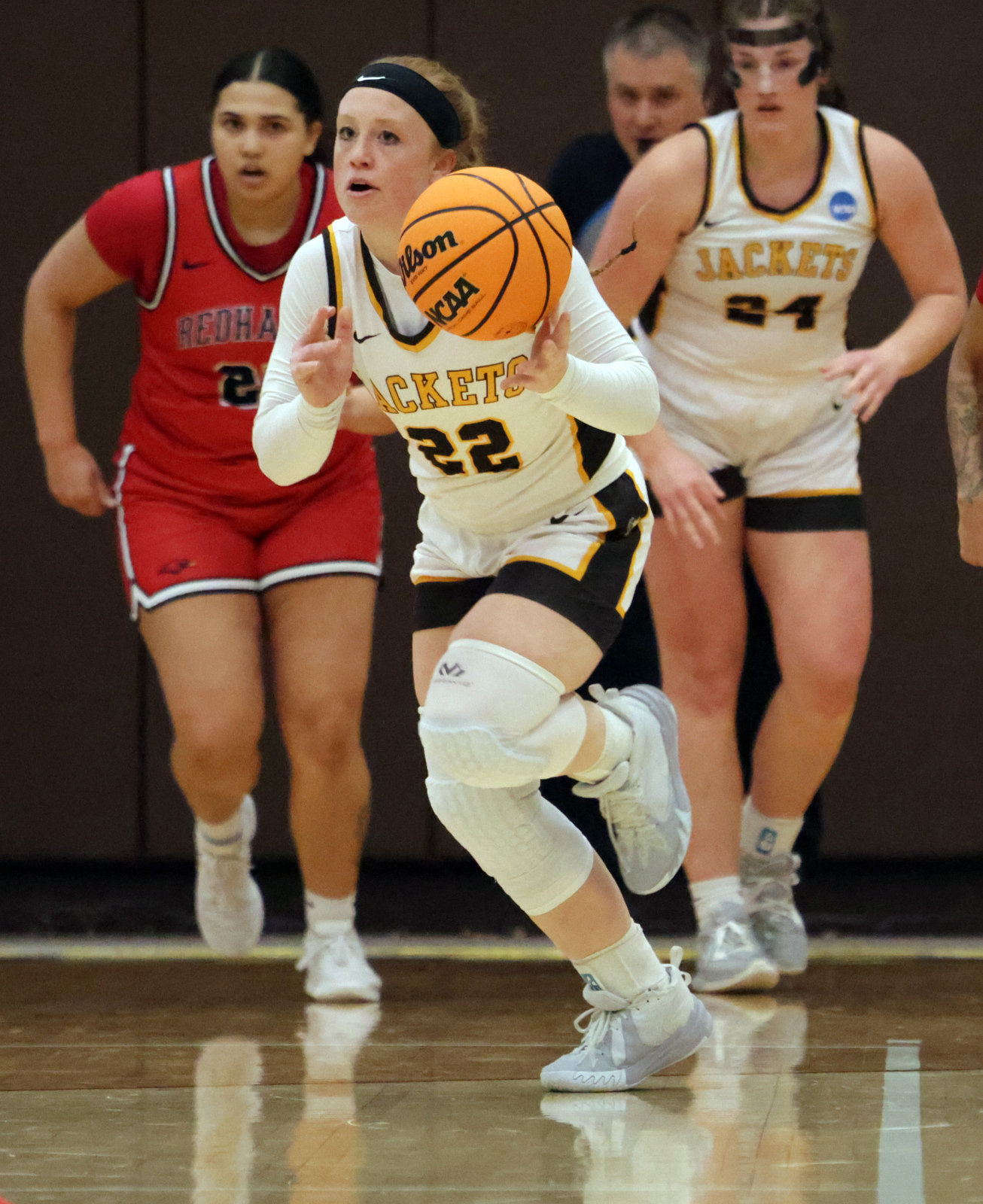 Baldwin Wallace vs. La Roche, Women's Div III basketball first round ...