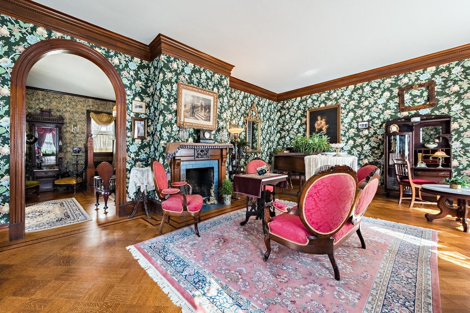 Lizzie Borden’s historic ‘Maplecroft’ mansion on sale in Fall River ...