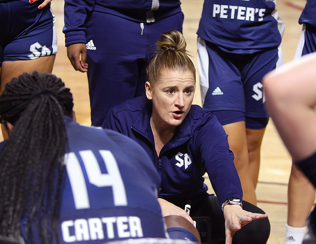 UMass Women's Basketball vs Saint Peter's 12/21/22 - masslive.com