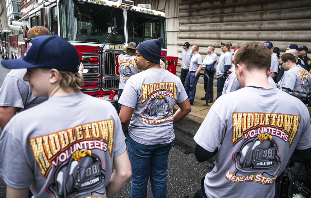 Middletown firefighter Shawn Menear gets hero’s homecoming - pennlive.com