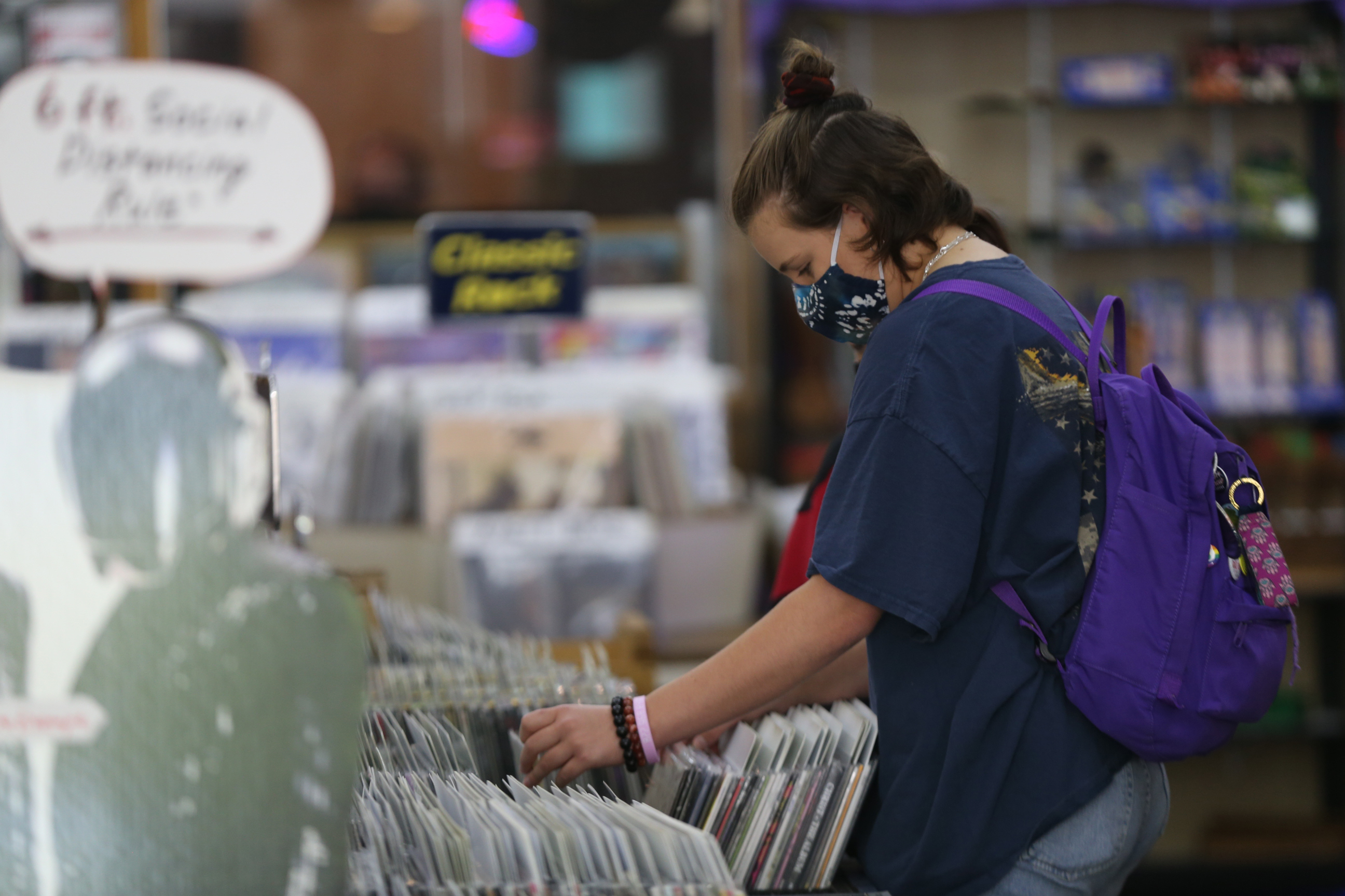 Retail shops reopen around Oregon - oregonlive.com