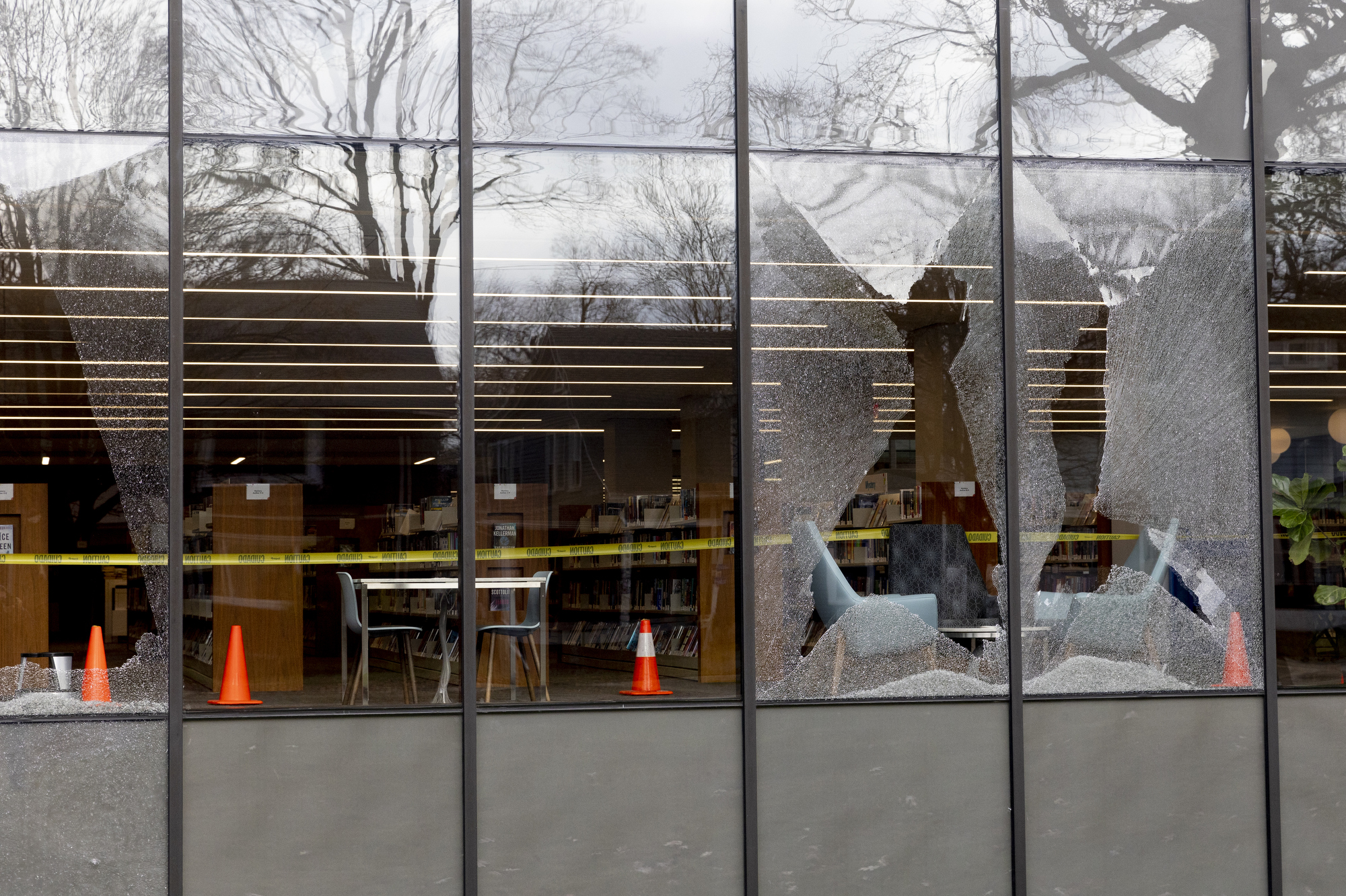 Vandalism leads to 10 windows broken at Gloria Coles Flint Public ...