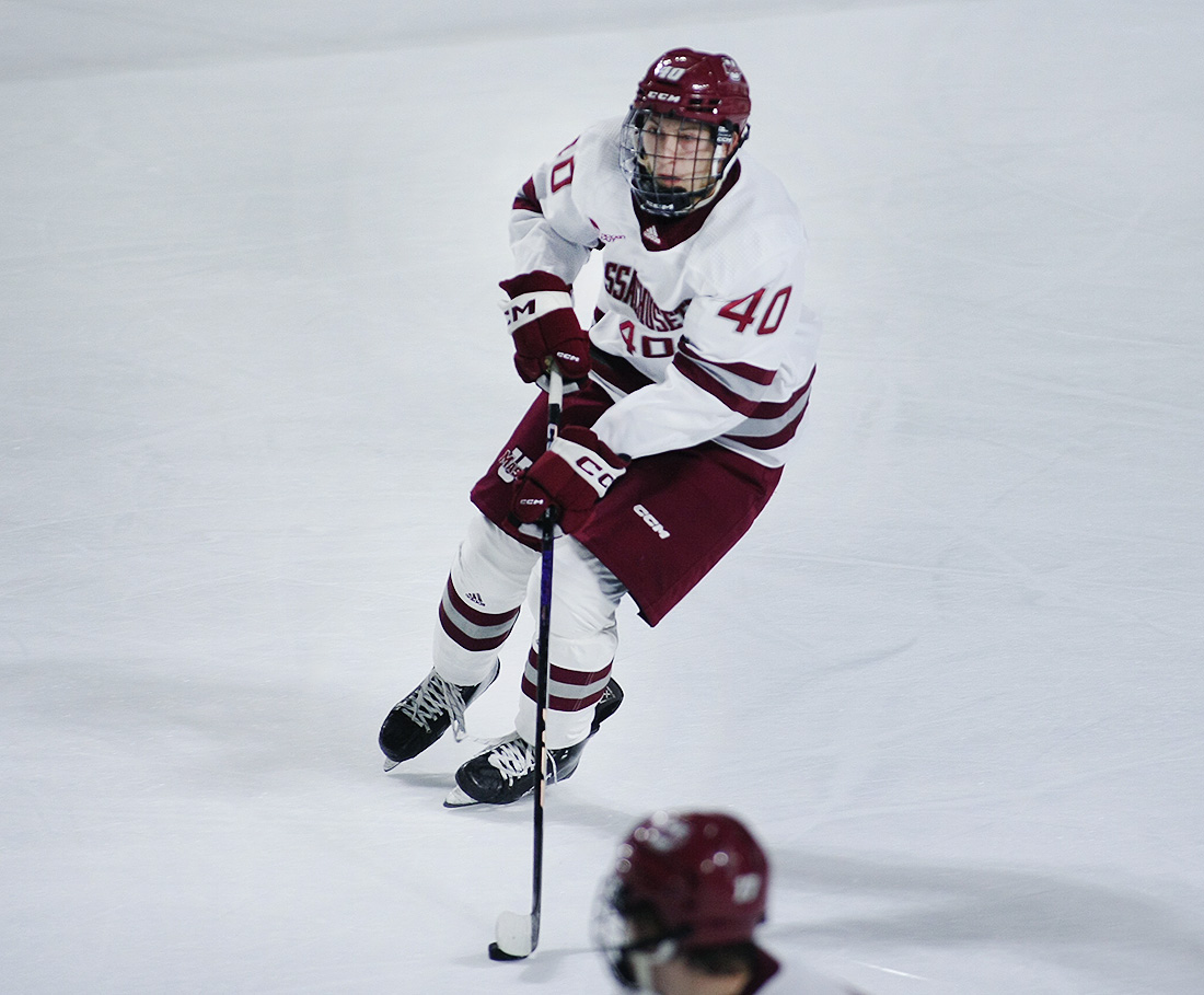 UMass Hockey vs Providence 11/5/22 - masslive.com