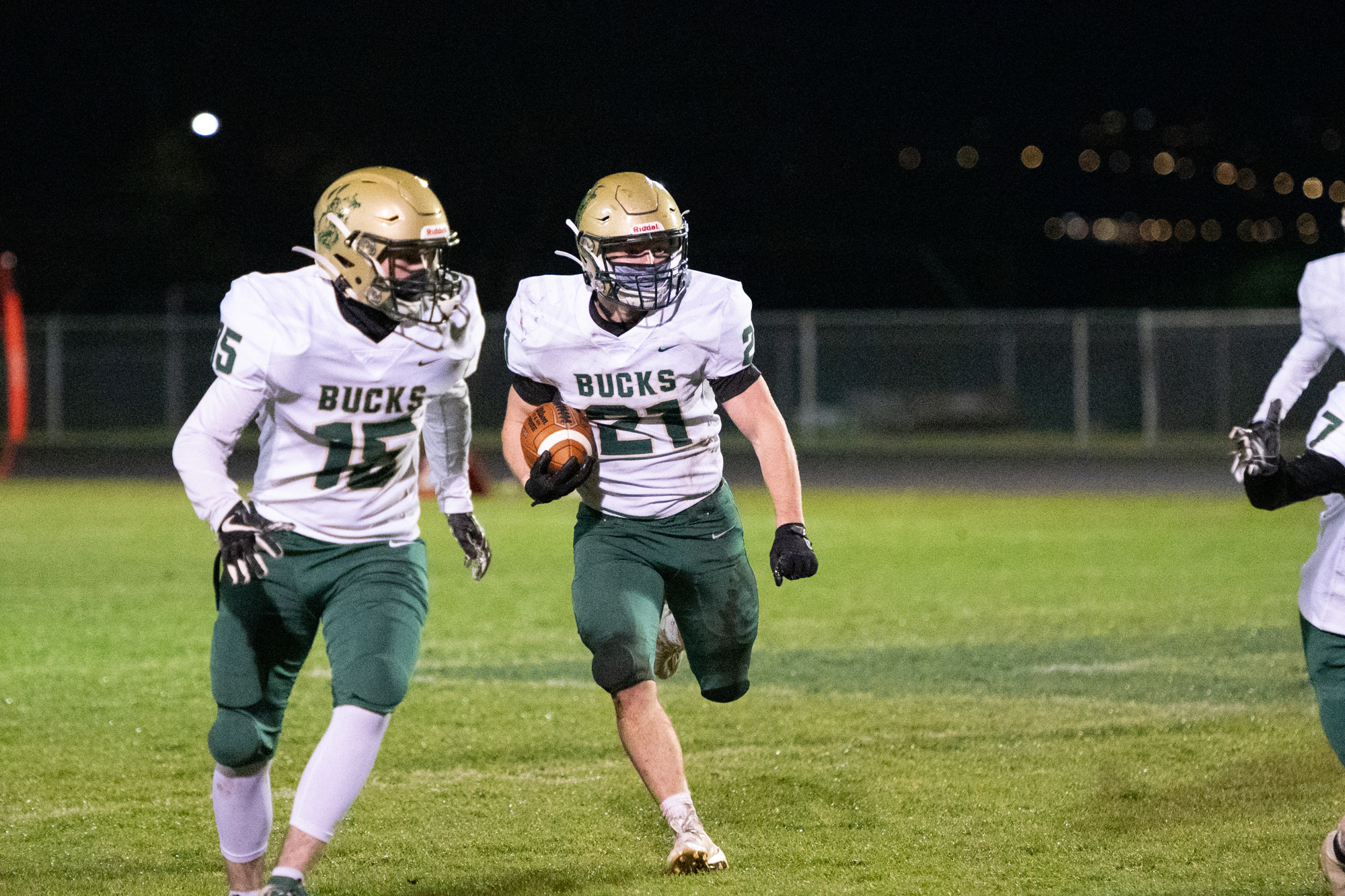 Oregon HS football: Pendleton Buckaroos vs. Parkrose Broncos ...