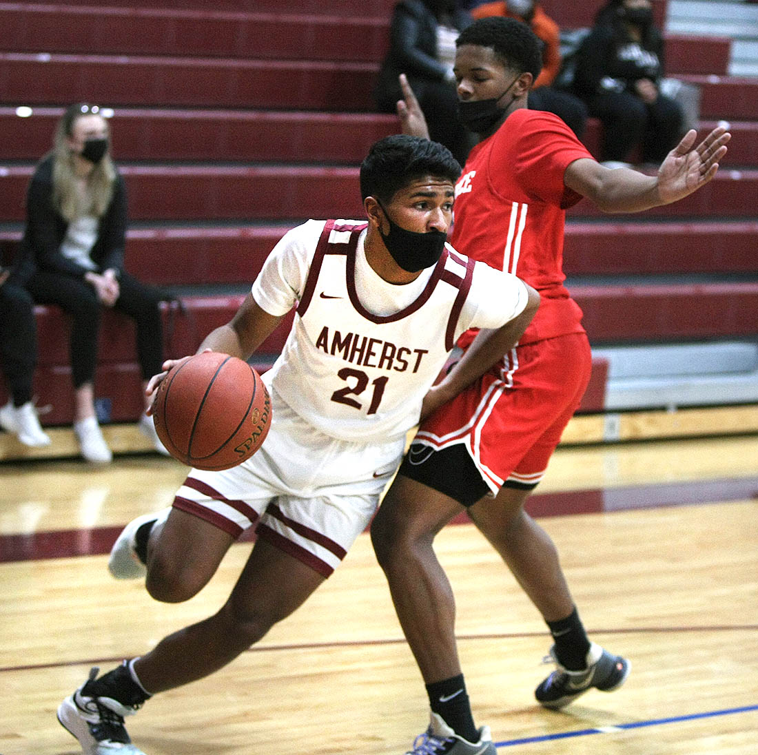 Commerce vs Amherst boys Basketball 2/2/22 - masslive.com