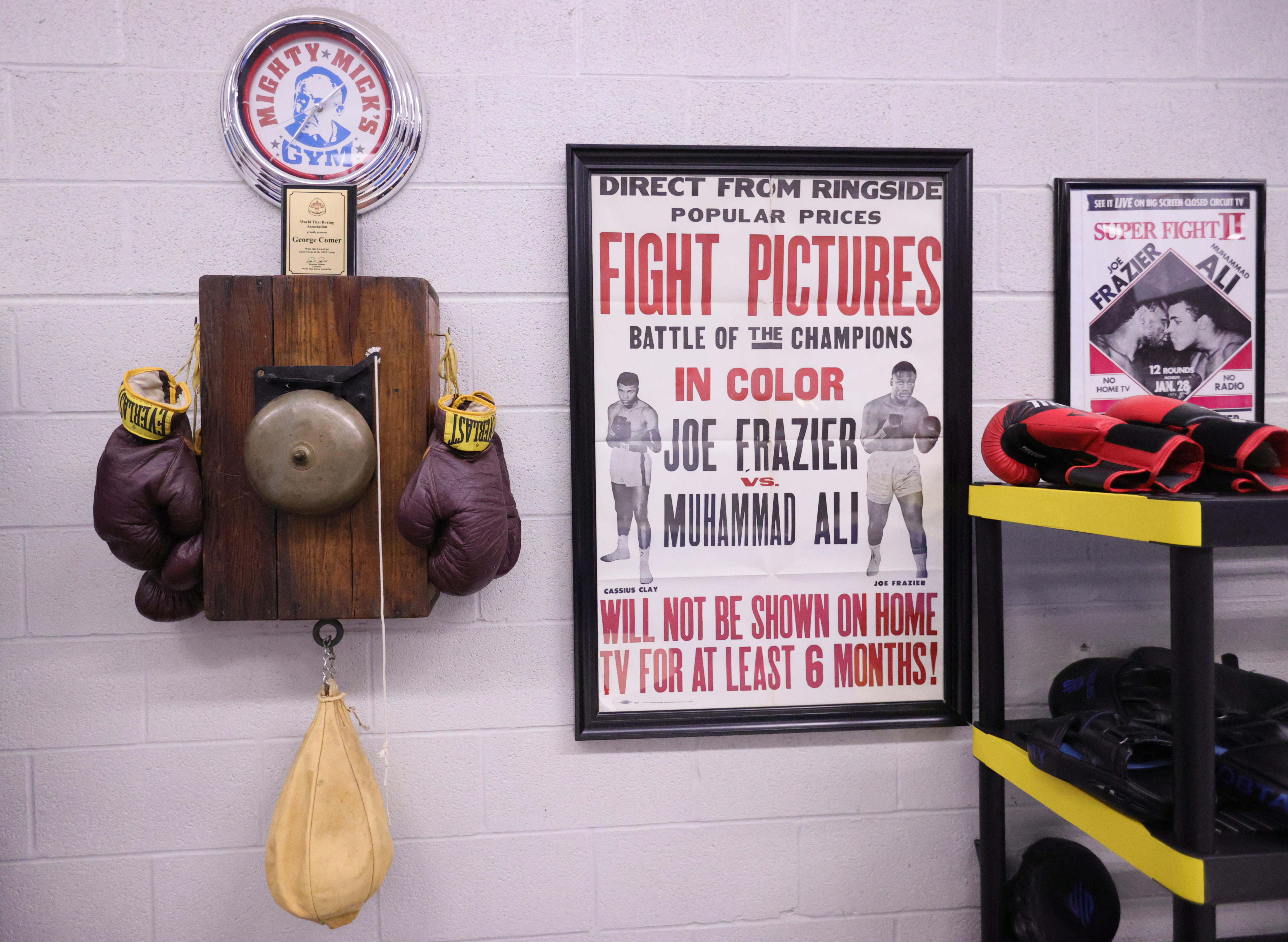 Boxer Montana Love works out with undercards preparing for hometown ...