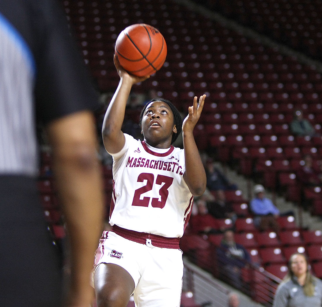 UMass Women's Basketball vs Maine 11/14/22 - masslive.com