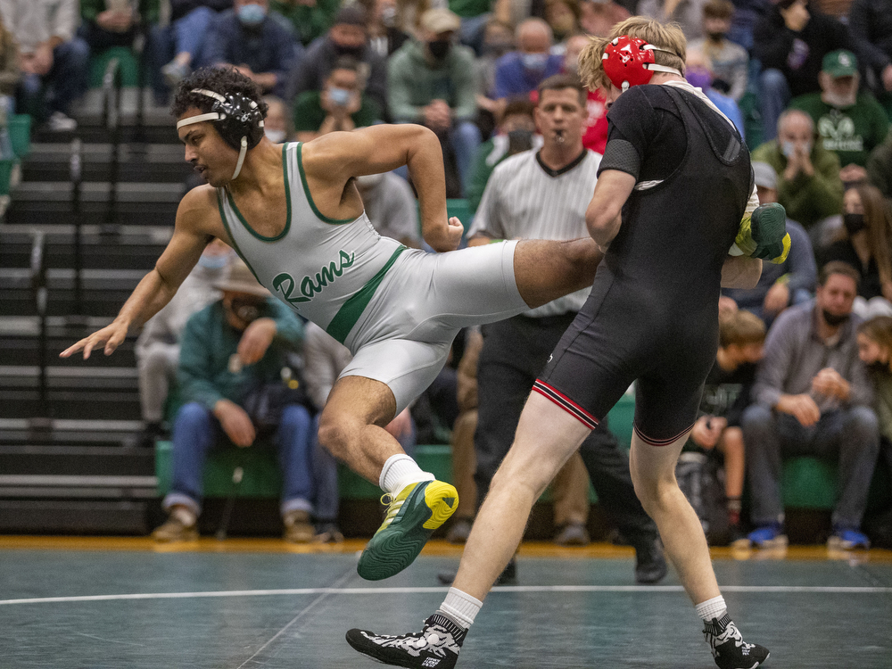 Central Dauphin defeats Cumberland Valley 26-23 in dual meet - pennlive.com