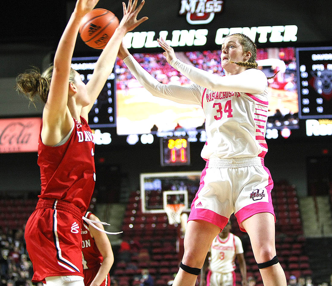UMass Women's Basketball vs Davidson 2/19/23 - masslive.com