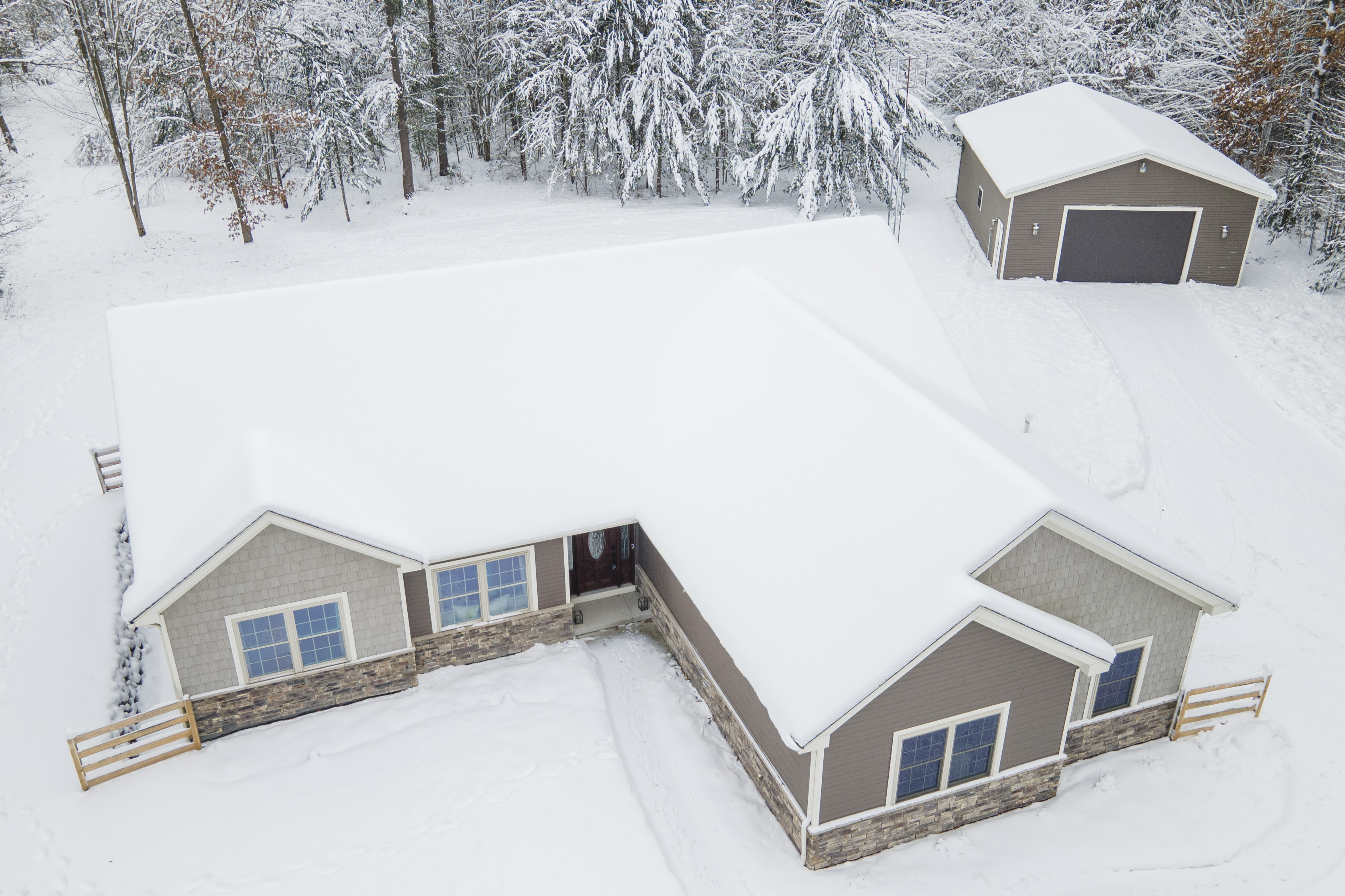 See inside well-maintained Midland home on 10 acres for sale - mlive.com