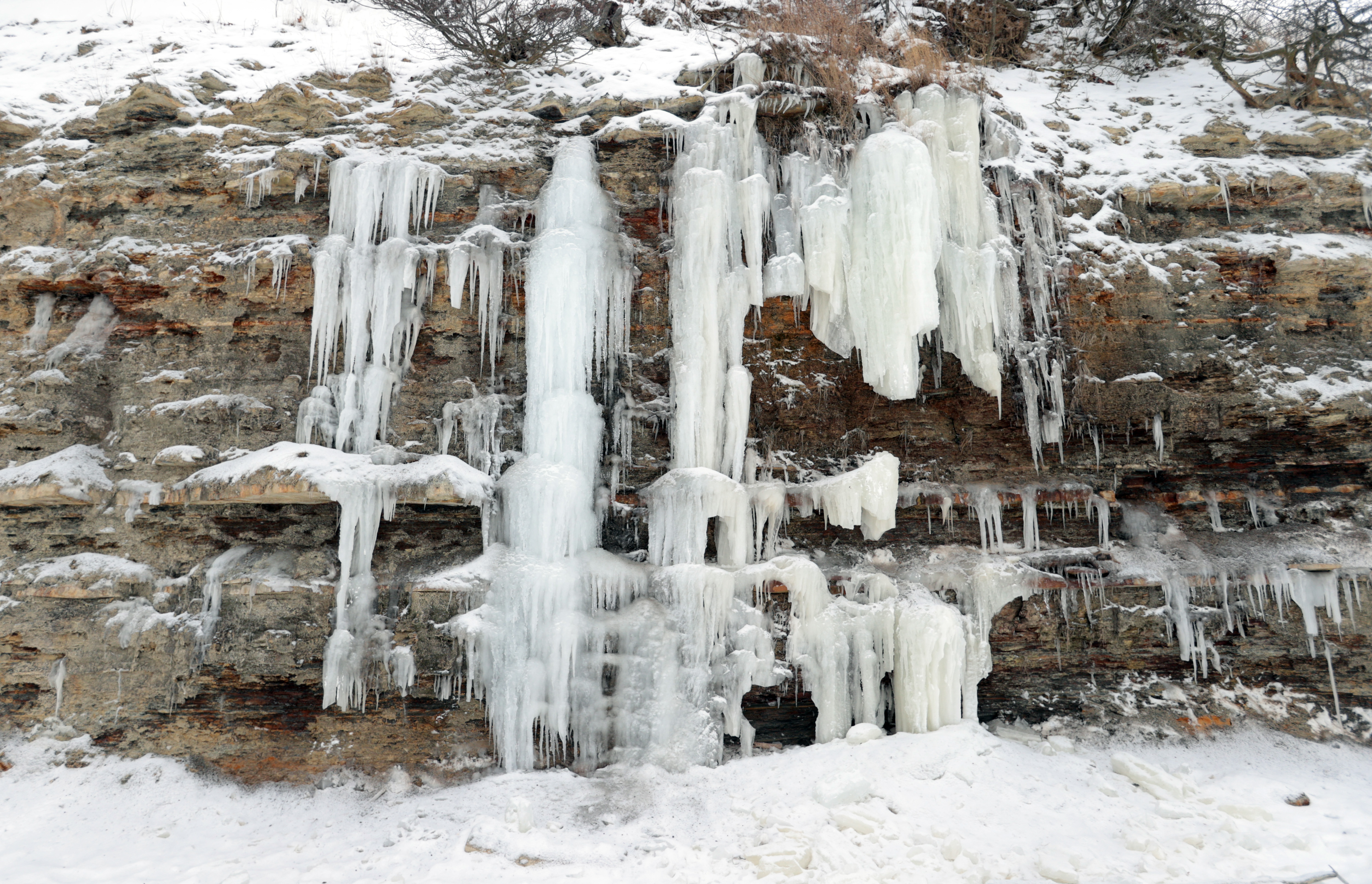 Winter ice formations along the shore of Lake Erie, January 21, 2026 ...