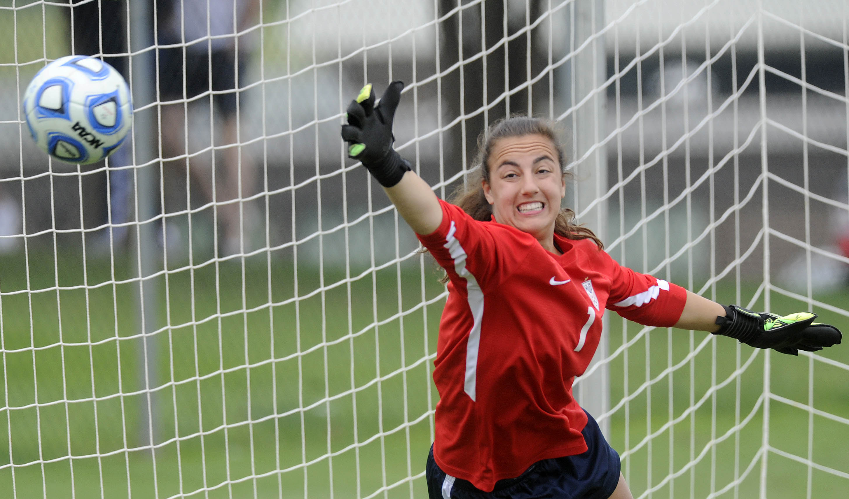 Homewood - St Paul's Girls Soccer Final - al.com