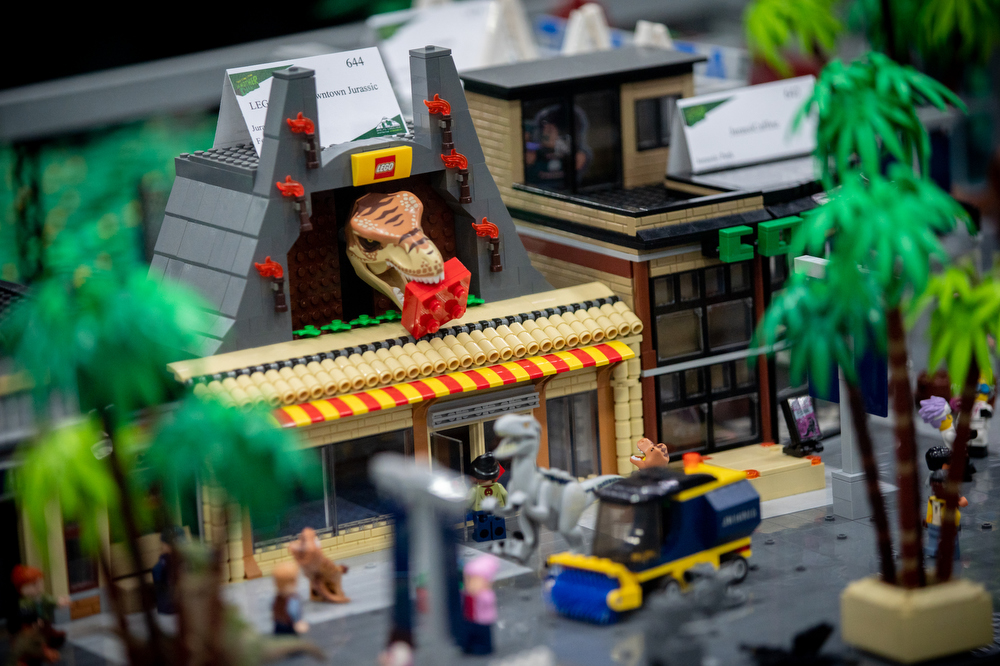 Bricks Cascade LEGO Fan Expo at the Oregon Convention Center May 13-14 ...