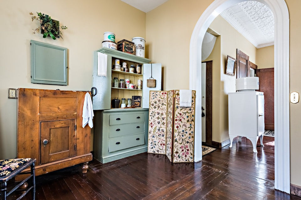 Lizzie Borden’s historic ‘Maplecroft’ mansion on sale in Fall River ...